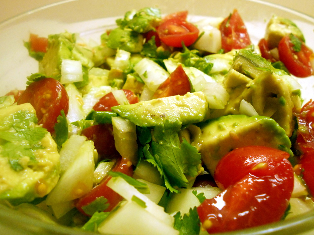Avocado and Tomato Salad - Summer Side Dish! - Hoppin Meal Plans